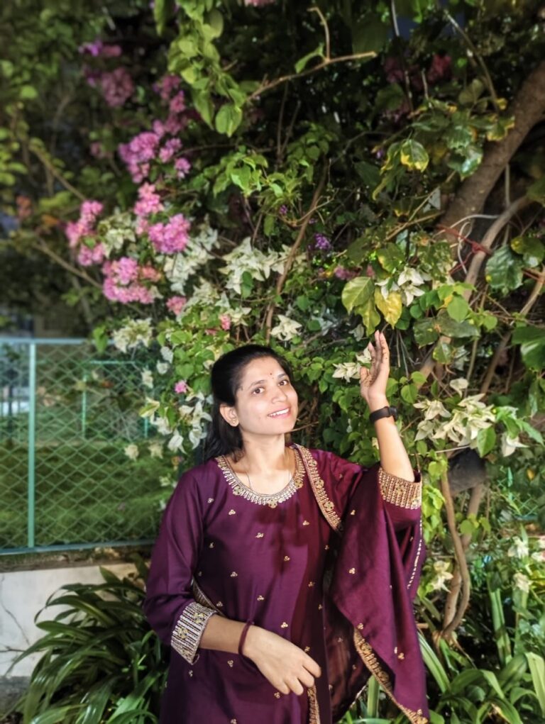 About Us – DM With Bindu